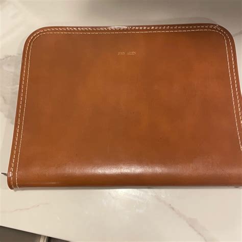 Vintage Leather Folio. Beautiful Leather. - Gem