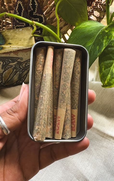 Sacred Herbal Smokes (Pre-rolled) – Dreamy Earth