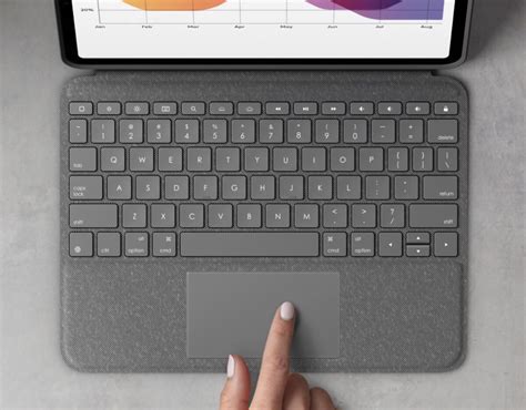 Каким образом клавиатура Logitech для iPad Air 2020 вышла раньше него ...