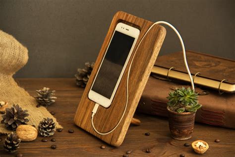 Подставка под смартфон на стол своими руками (Большой выбор фото ...