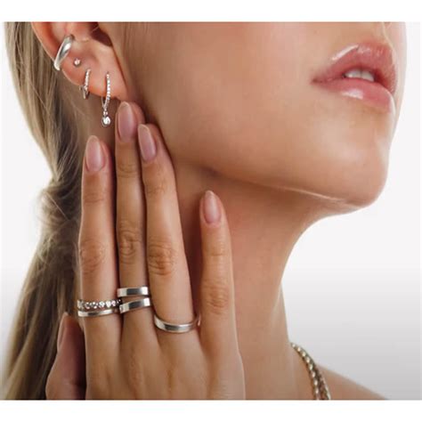 Custom-Suit Brand Kashiyama Expands Its Technology To Fine Jewelry - JCK