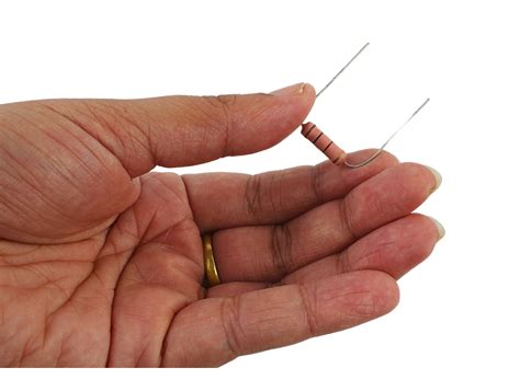 Resistor 100R 3W - Usinainfo
