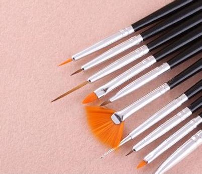 Купить набор кисточек для маникюра и Nail Art