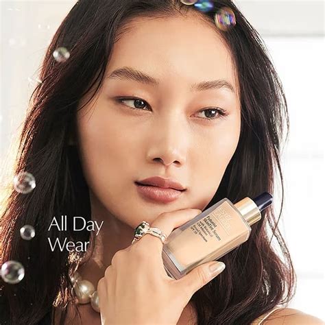 Estee Lauder Futurist Skin Tint Serum Foundation SPF 20 - Nuvole di ...
