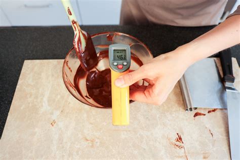 Самый простой способ темперировать шоколад в домашних условиях| The ...