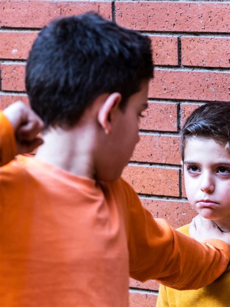 Child hitting and biting? 10 tips to stop this aggressive behaviour ...