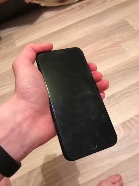 Обменяю айфон se 2020 и айфон 7 plus на айфон 11 или выше. У айфон se ...