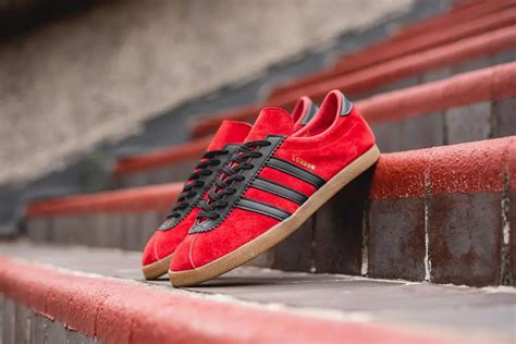Большое путешествие с серией Adidas City