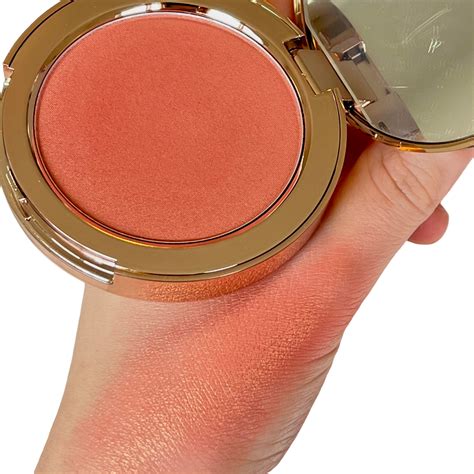 Powder Blush – Sunset Makeup