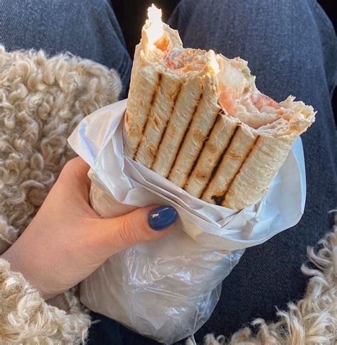 Pin by Barbara on f o o d | Yummy comfort food, Cafe food, Food snapchat