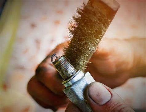 What Does a White Tip Spark Plug Mean? – Vehicle Fixing