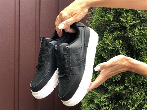 Кроссовки женские Nike Air Force черные, белые Стильные кеды Найк Аир ...