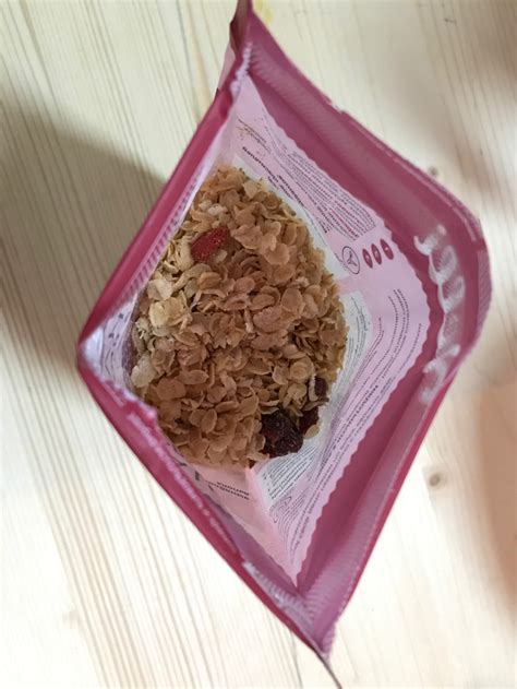 Yelli Полбяная каша с клюквой и ягодами годжи отзывы - Продукты питания ...
