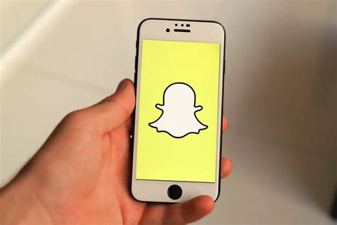 How to Get into Someones Snapchat Legally in 4 Ways