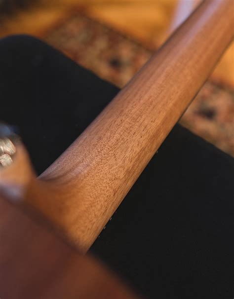 Акустическая гитара Maton S70 - купить в интернет магазине “Гитарный клуб”