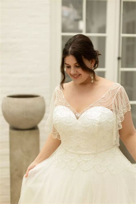 Amsterdam TC-W458 | Silver Art Deco Beaded Tulle Wedding Dress | True Curves