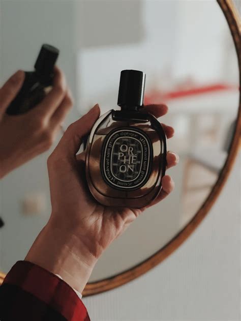 Аромат дня | Diptyque perfume, Fragrance photography, Diptyque