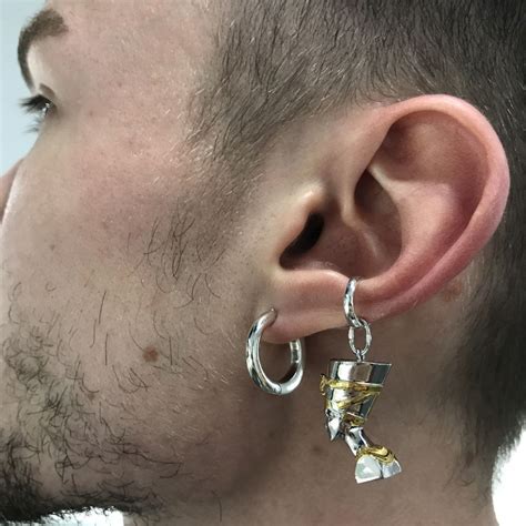 Подвеска Нефертити с белым бриллиантом в магазине «Symptom Jewelry» на ...