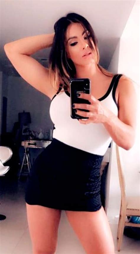 Esperanza Gómez sin ropa | La Mega EN VIVO