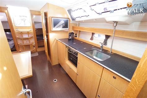 BAVARIA 43 CRUISER sailing yacht for sale | De Valk Yacht Brokers