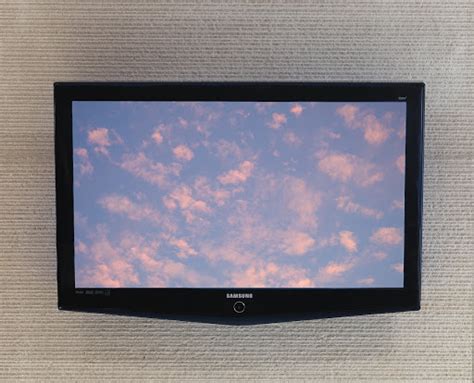 Sky TV (single) for New York - Yoko Ono — Google Arts & Culture