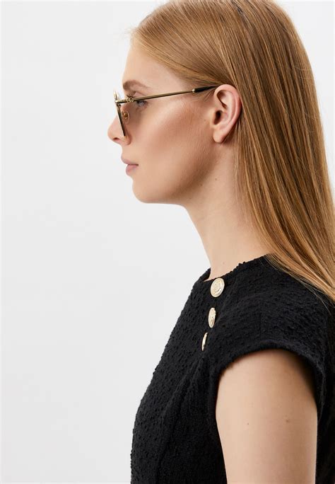 Женские солнцезащитные очки Gucci (Гуччи) GG1142S купить за 34700 руб.
