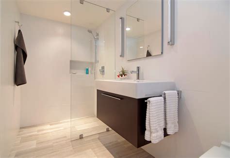 Modern Basement Conversion - Модернизм - Ванная комната - Портленд - от ...