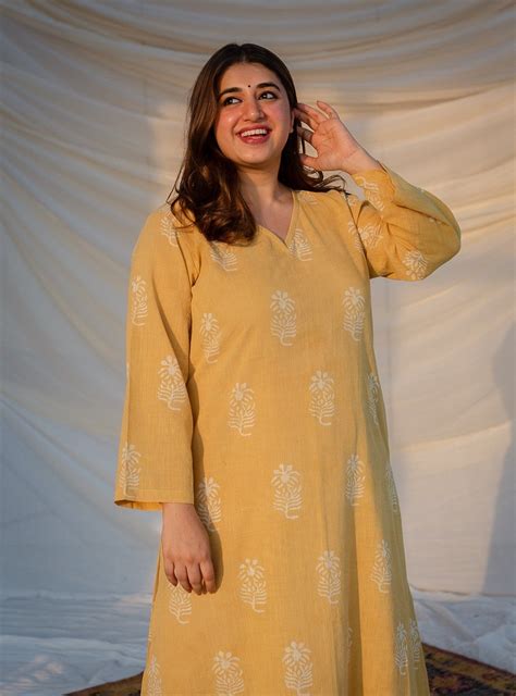 Zoya Collection - Exclusive Designs for Stylish & Trendy Looks | The ...
