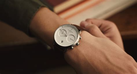 ﻿Men’s Minimalist Watches - First Class Watches Blog