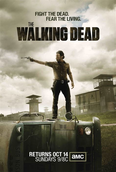 The Walking Dead Season 3 poster and promo photos released - starcasm.net