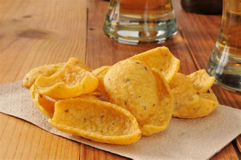 Кукурузные чипсы – простой и вкусный рецепт, как приготовить пошагово