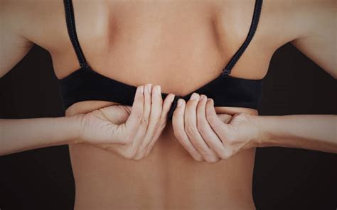 2,600+ Taking Off Bras Stock Photos, Pictures & Royalty-Free Images - iStock