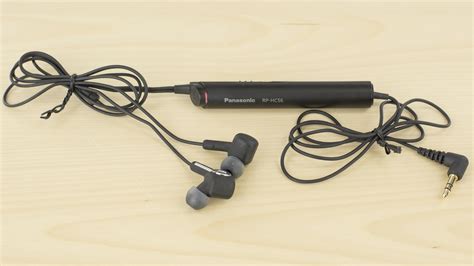 Panasonic RP-HC56 Review