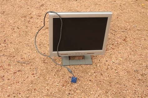 Делаем приватный монитор из старого LCD монитора / Хабр