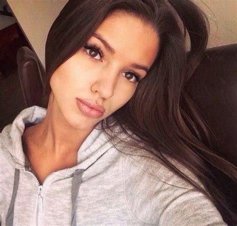 Лосьон от прыщей из лаврового листа. | Красота волос, Красота брюнетки ...