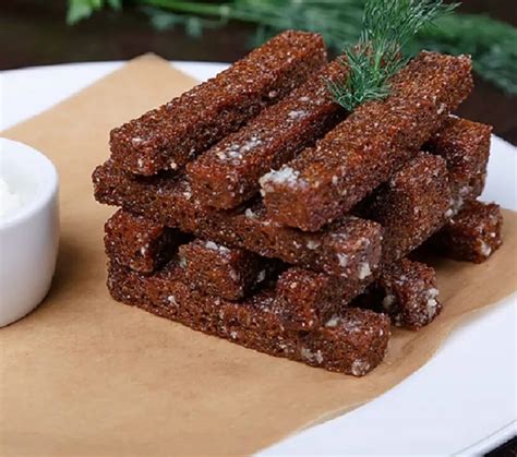 Чесночные гренки с сырным соусом – DostaLavka