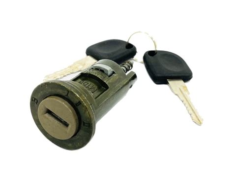 auto-geo.ru - Ukorauto Личинка замка зажигания DAEWOO Matiz 98 u1310003