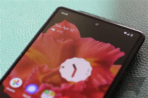 Google's At a Glance widget could soon be more transparent about where ...