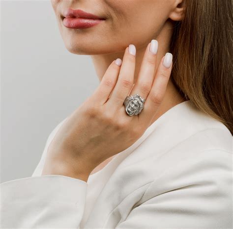 Серебряное кольцо на мизинец APOLLO RING
