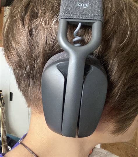 Logitech Zone Vibe 125 Wireless Headset Review - Rapid Reviews UK