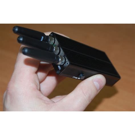 Скорпион - мини глушилка GSM/CDMA/DCS/PHS/GPS