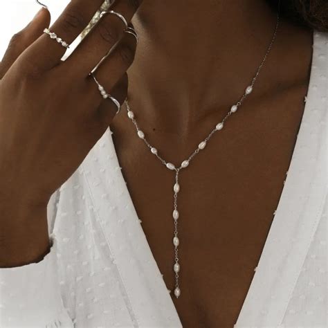 Silver jewellery: How to style and where to buy.