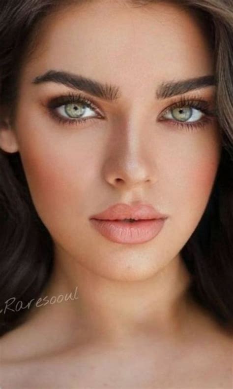 50 Women From All Around The World Who Are Known Internationally For ...