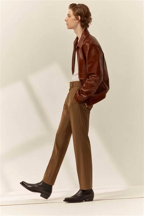 Sandro Spring 2020 Menswear Collection | Mens outfits, Menswear ...