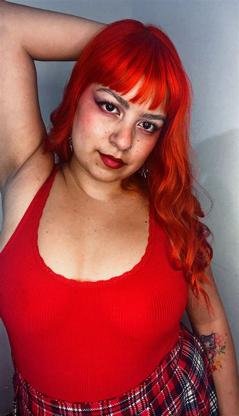Lick or just sniff? : r/armpits_alpha