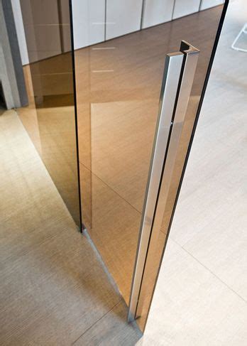 Great handle detail and like the coloured glass detail too. Sliding ...