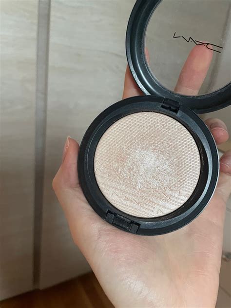 MAC double gleam high light, Beauty & Personal Care, Face, Makeup on ...