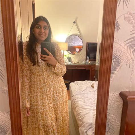 Rishika sarda (@rishika_sarda) • Threads, Say more