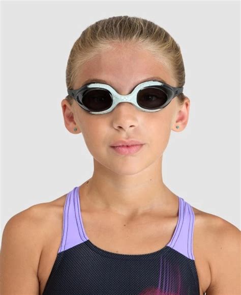 Arena Spider Jr | Pools, Patios, and Porches