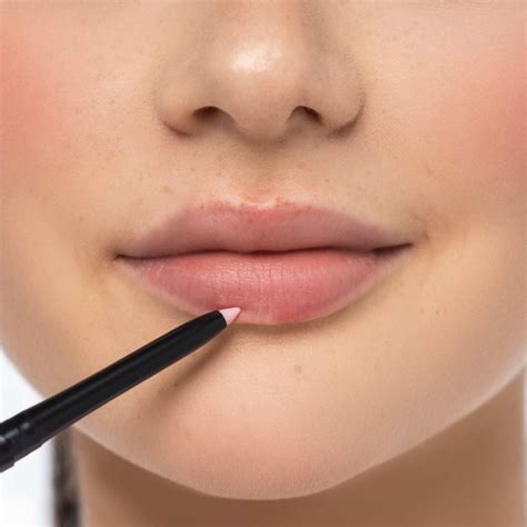 ARTDECO Invisible Lip Contour | Livrare rapida! | Notino.ro